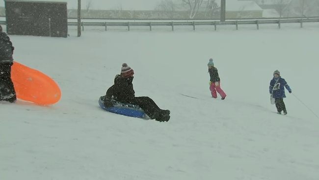 Chicago weather: Biggest storm of season dumps heavy, wet snow on ...