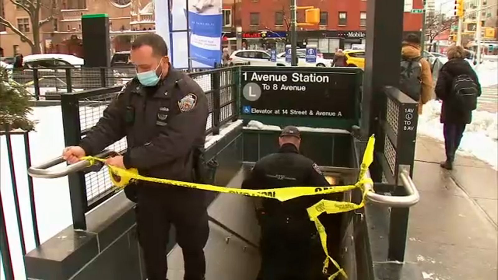 Man slashed across face after dispute on subway L train in Manhattan, NYC - ABC7 New York