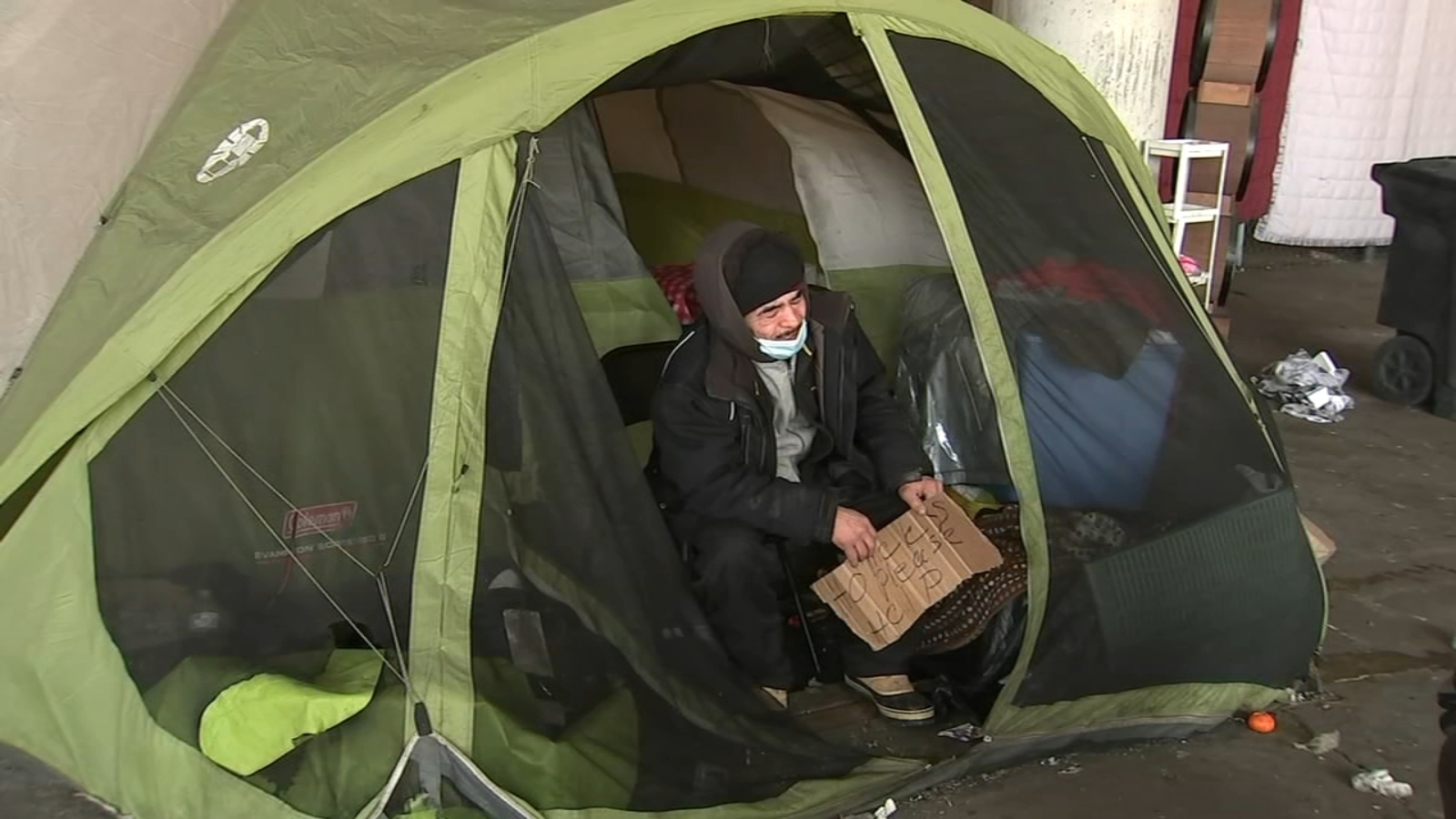 Chicago homeless population prepare for brutal Chicago weather, bitter ...