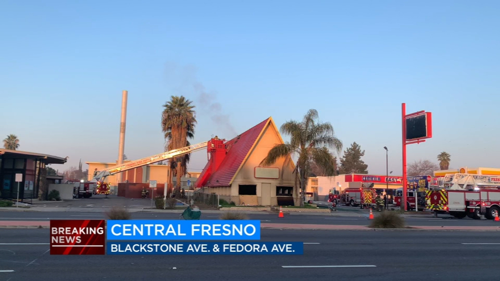 Firefighters battle flames at vacant building in central Fresno - ABC30 Fresno