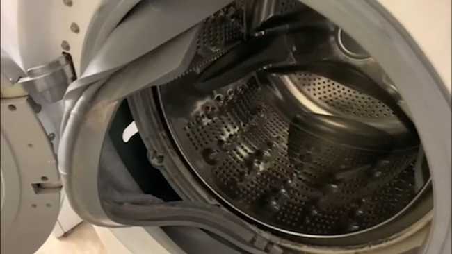 Recalled Samsung washing machine explodes and it's all caught on camera ...