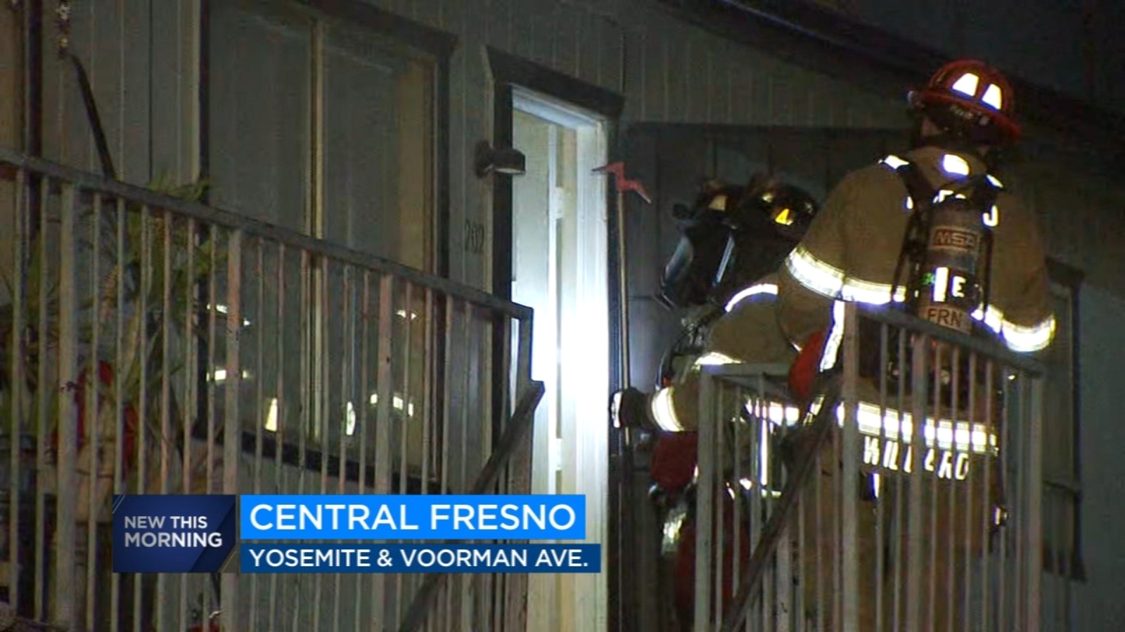 2 families displaced after apartment fire in central Fresno - ABC30 Fresno