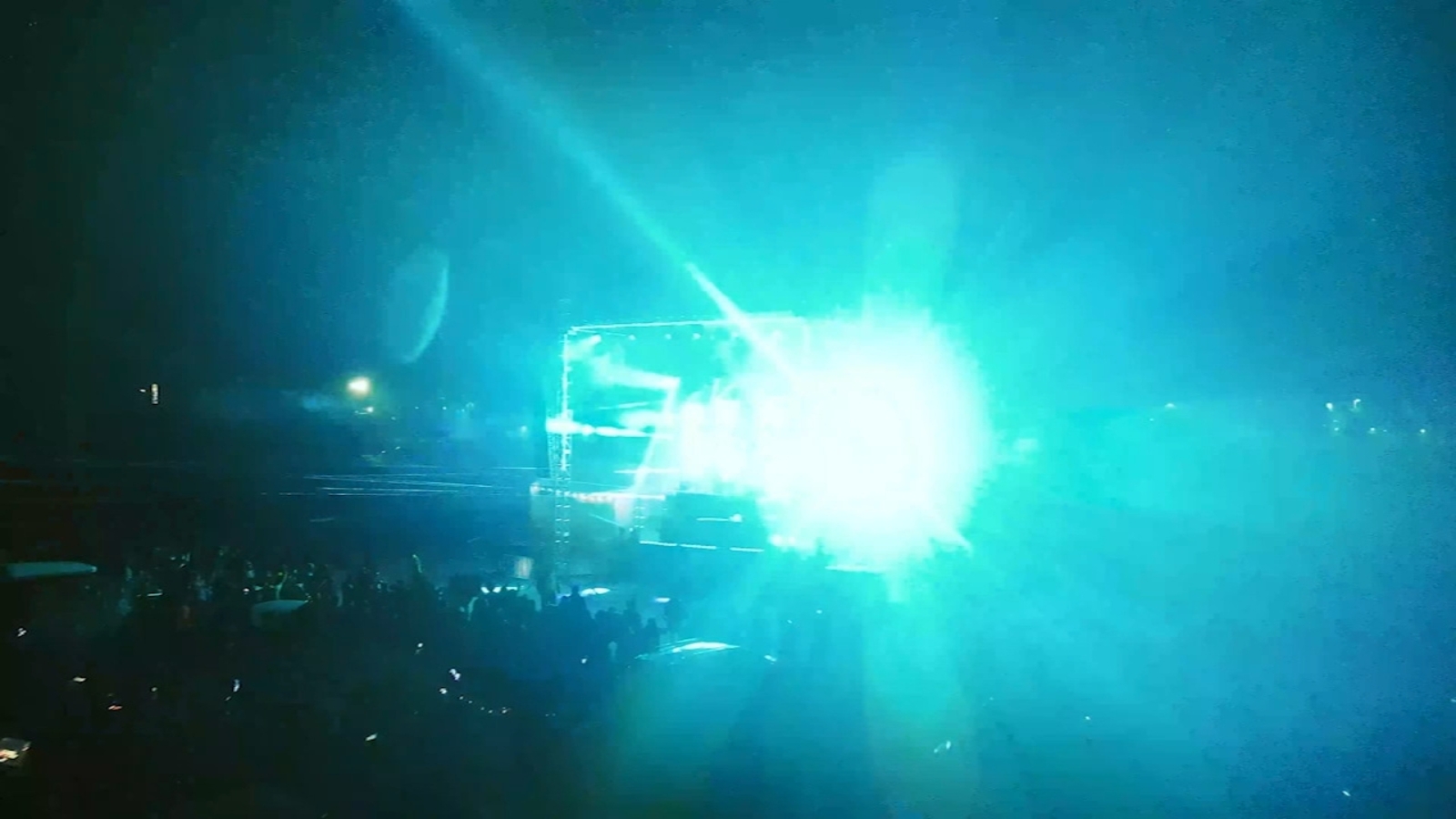 Valley company plans socially distant dance party at Hobb's Grove ...