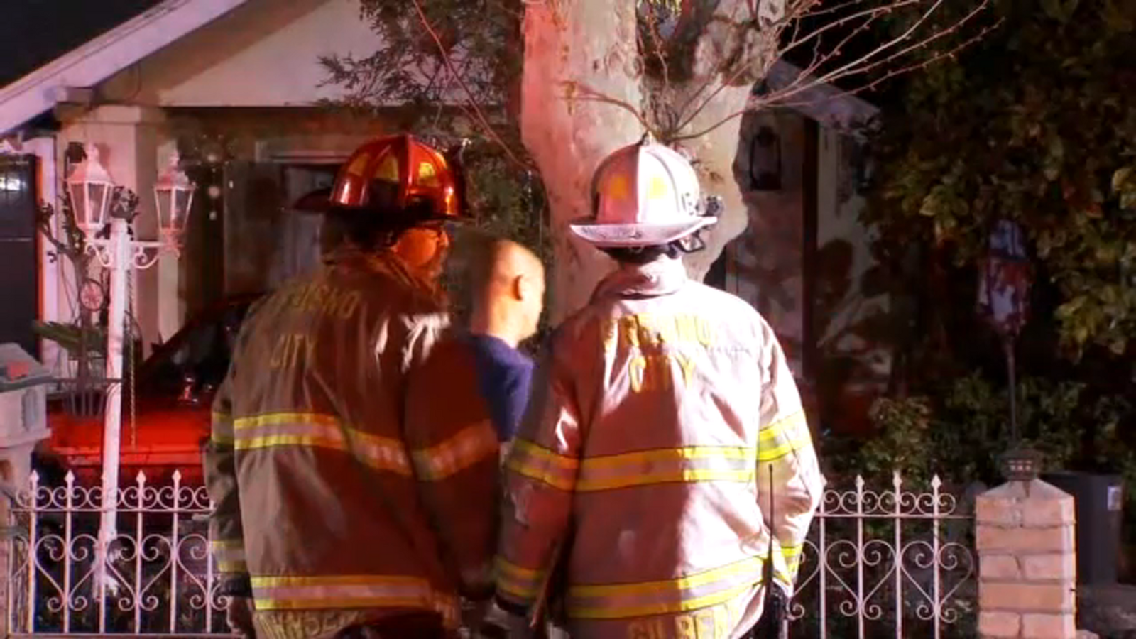 Small attic fire sparks in central Fresno - ABC30 Fresno