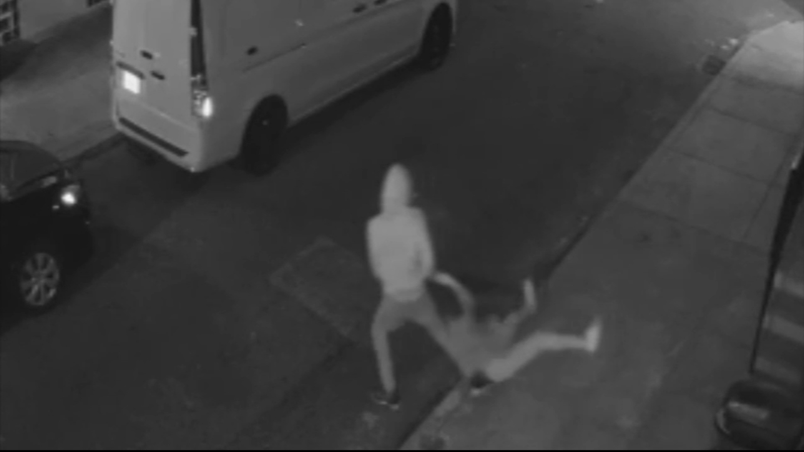Philadelphia Attack Video Shows Woman Being Assaulted On Carpenter