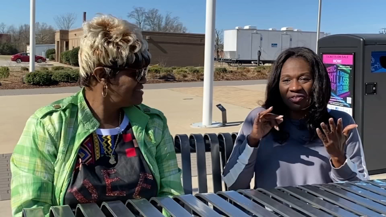 Black deaf community works to preserve, celebrate Black American Sign ...