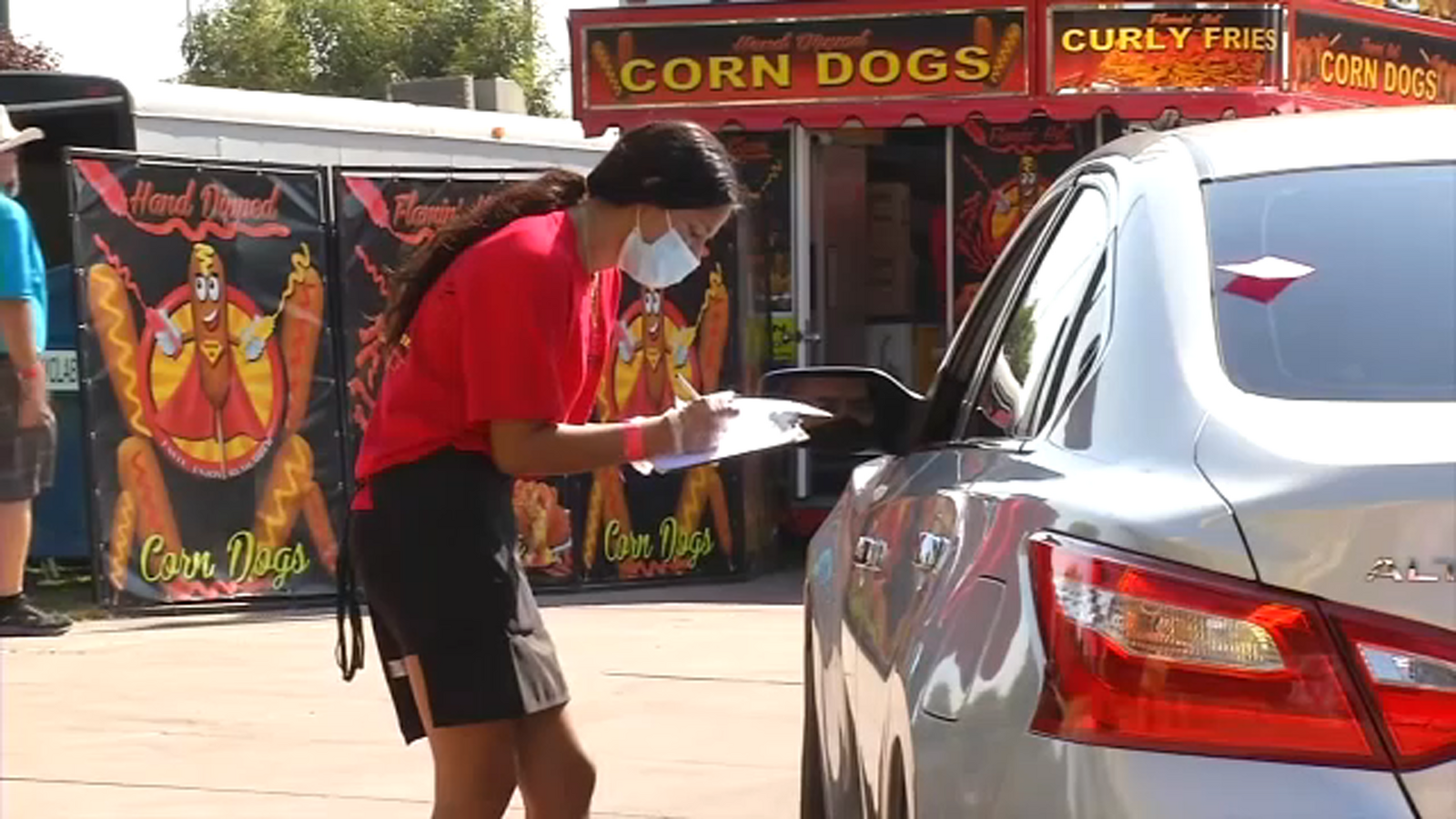 Big Fresno Fair's drive-thru food event returns Wednesday - ABC30 Fresno