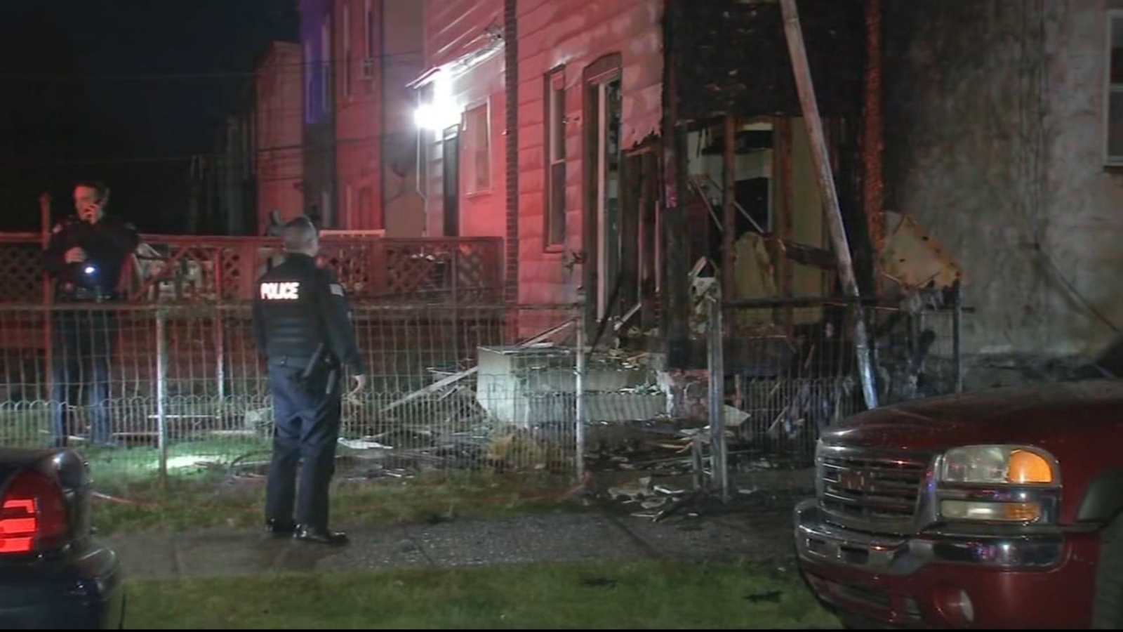 Police officers help rescue family from Colwyn, Pennsylvania house fire ...