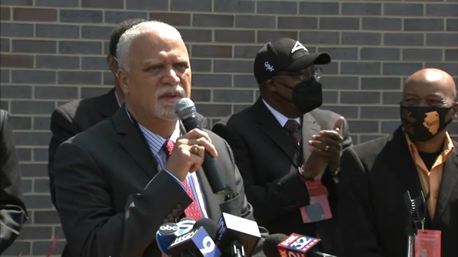 Markham residents gather to support Mayor Roger Agpawa, elected to ...