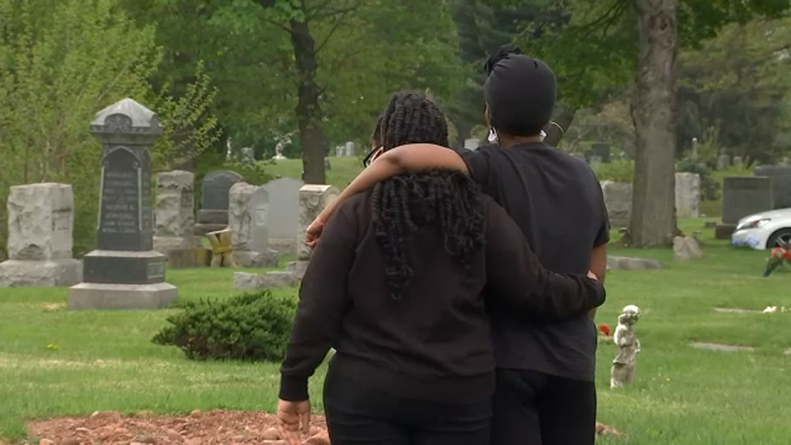 New Jersey family demanding answers after loved one's casket found ...