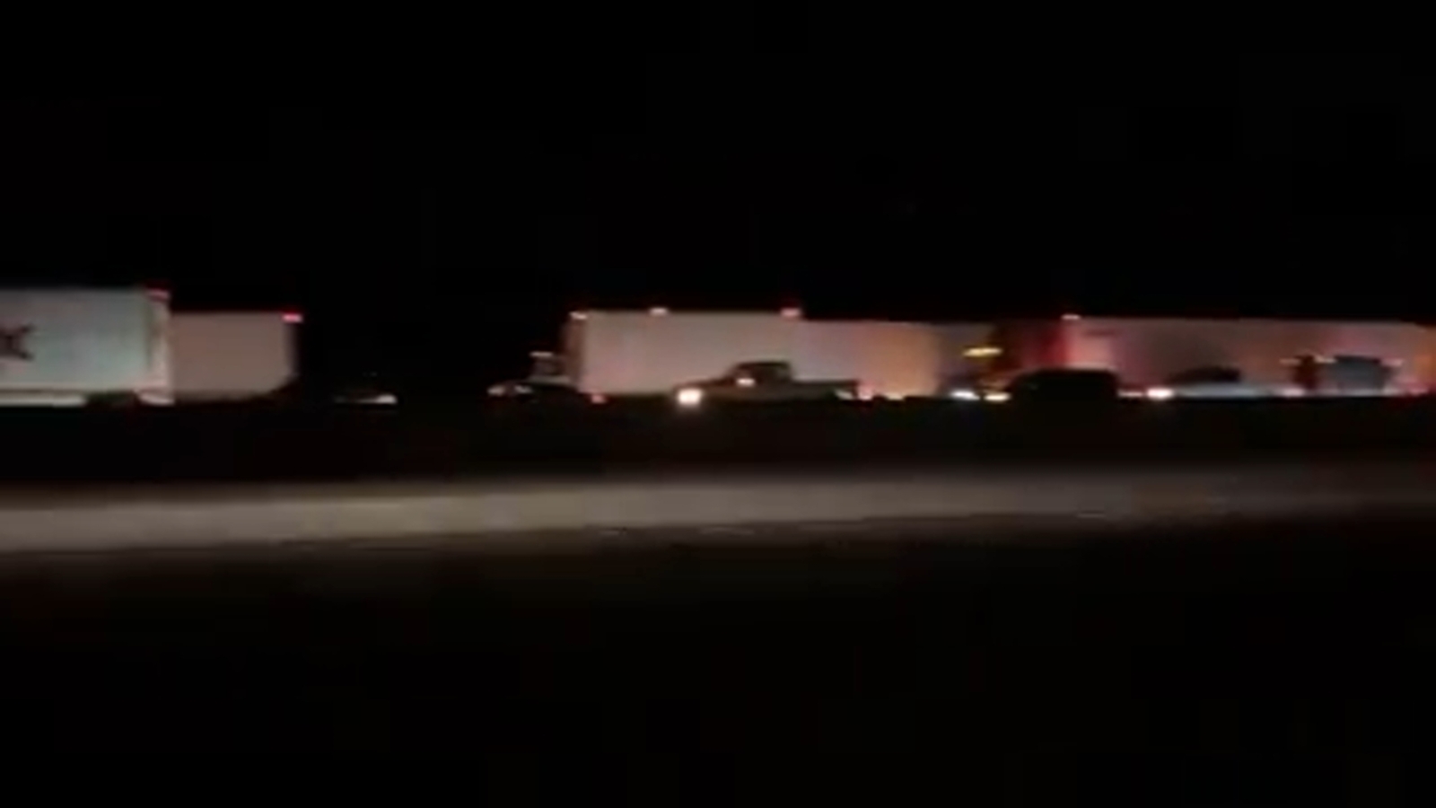 Southbound lanes of I-5 at Grapevine reopened after big rig crash ...