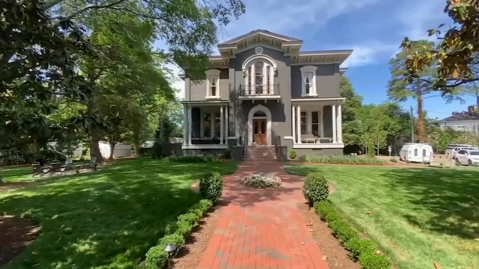 Heights House: How Montfort Hall became Raleigh's latest boutique hotel ...