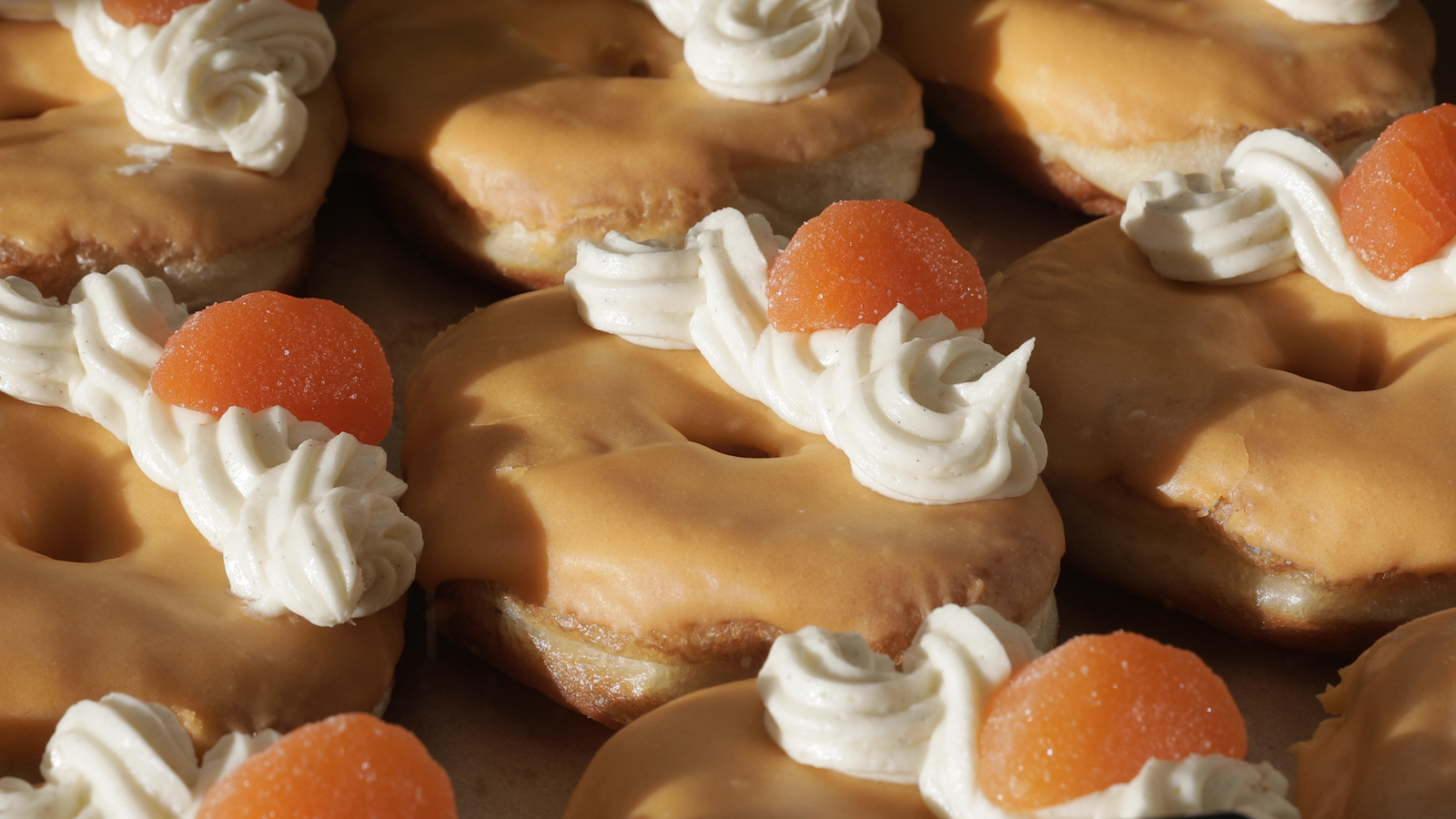 Dirty Girl Donuts in Sonoma makes mouthwatering works of art from ...