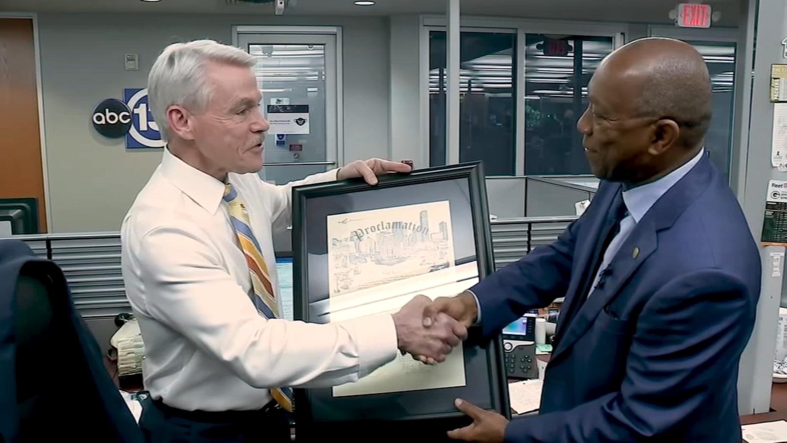 Celebrating Tom Koch: ABC13 anchor recognized by Houston Mayor ...