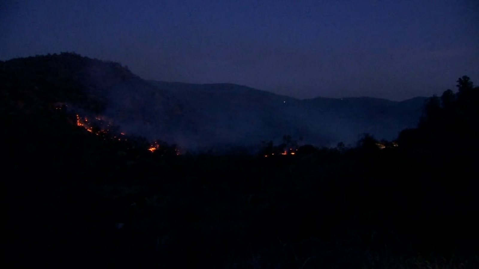 Smalley Fire: Evacuation warnings lifted, Madera Co. wildfire 80% ...
