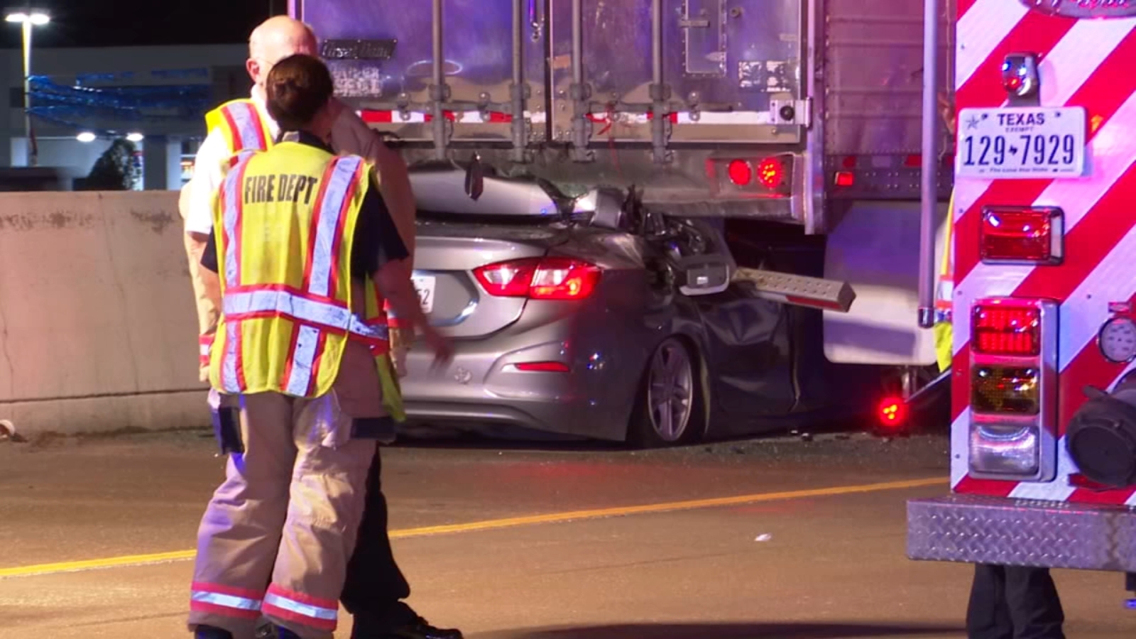 Reckless driver killed after veering onto shoulder and colliding into ...