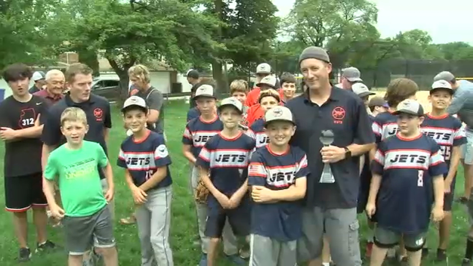 Chicago area coach Sean Conneely receives honorary ESPY Award - ABC7 ...