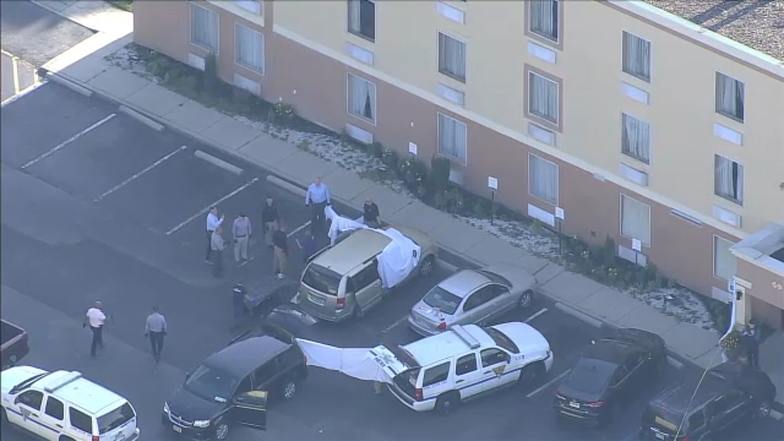 Police in Vineland, NJ investigate murder-suicide in parking lot of ...