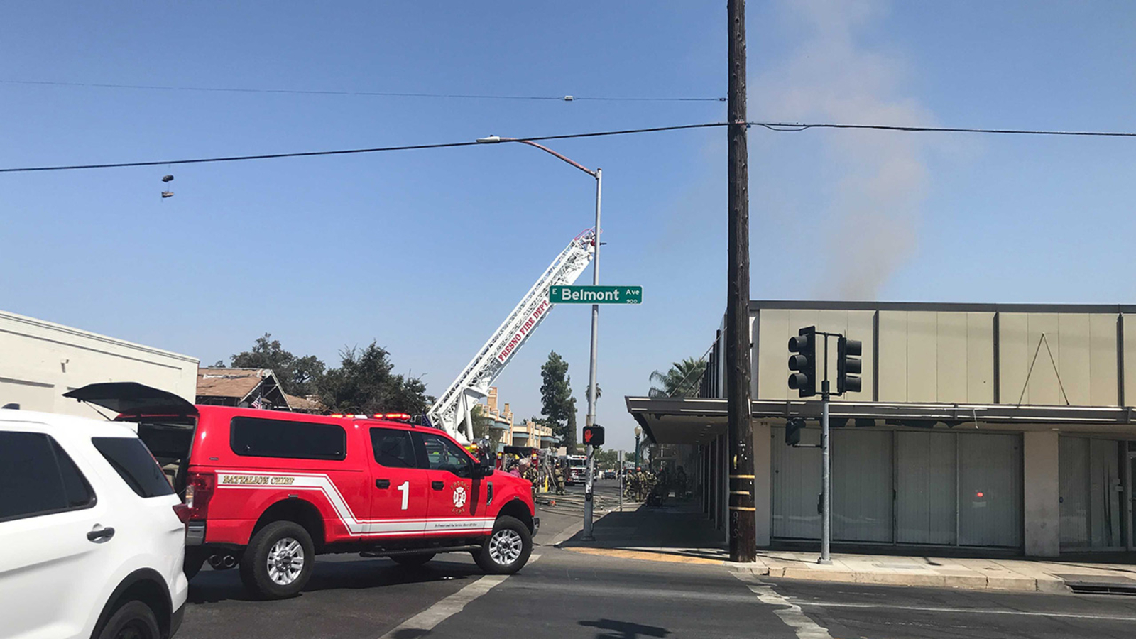 Firefighters put out large fire at central Fresno commercial building ...