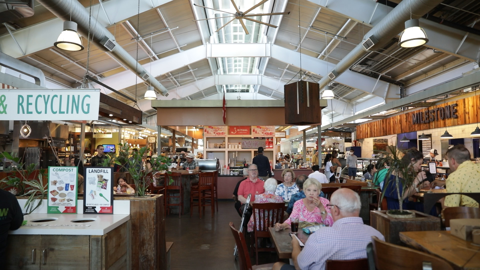 Oxbow Public Market is Napa Valley's go-to gathering place for foodies ...