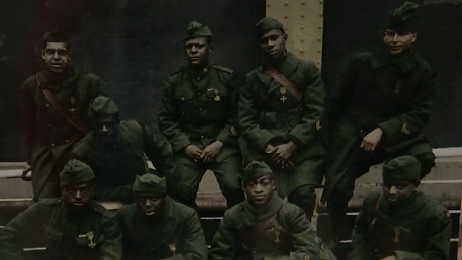 Bill passed to honor Harlem Hellfighters with Congressional Gold Medal ...