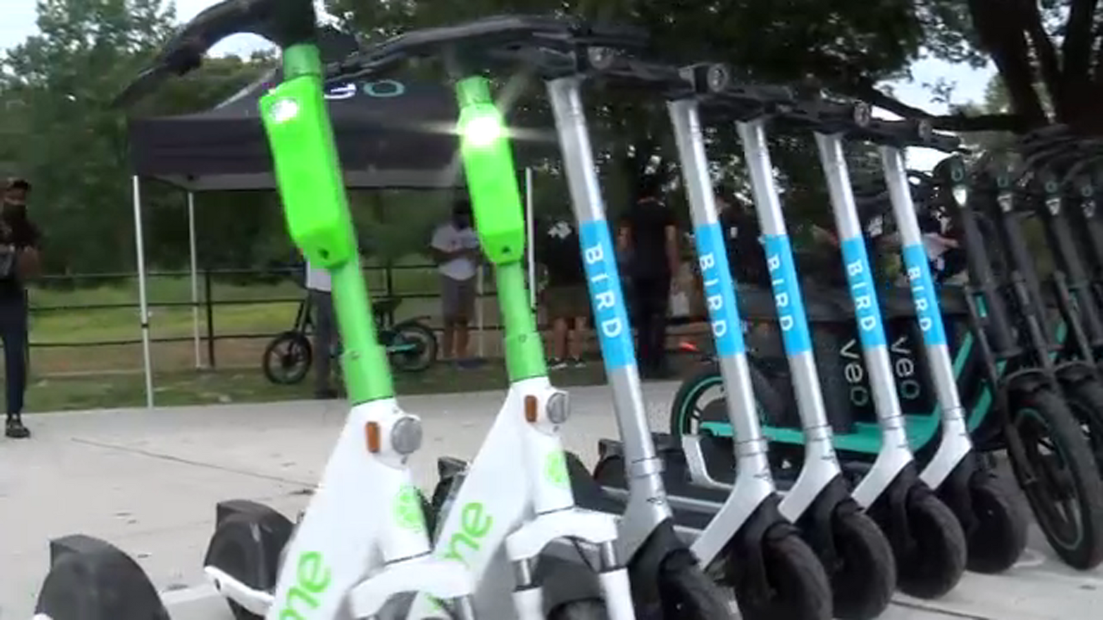 Lime, Bird, Veo host celebration as scooter share launches in the Bronx ...