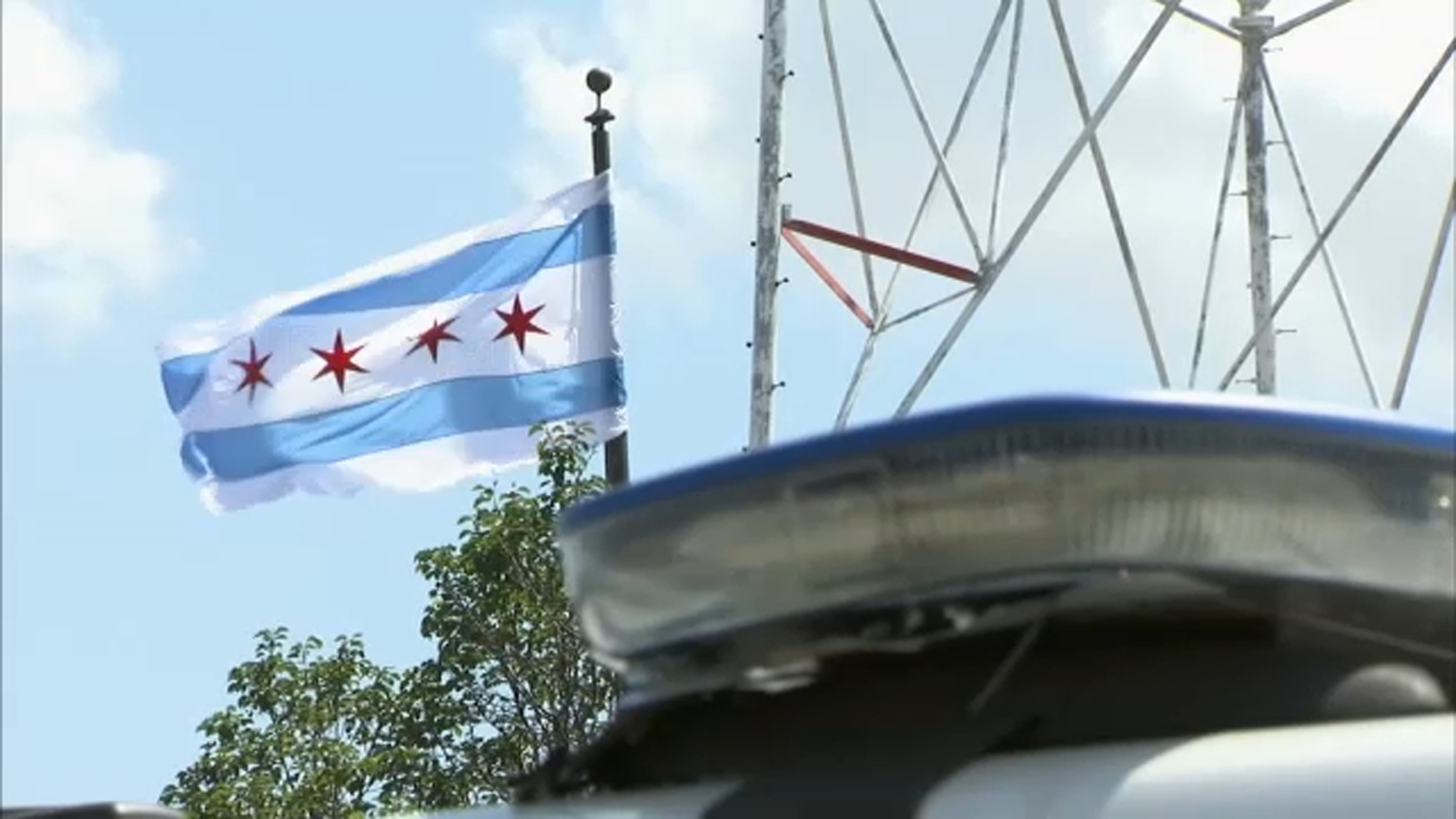 COVID Chicago: Mayor Lori Lightfoot defends vaccine mandate for city ...