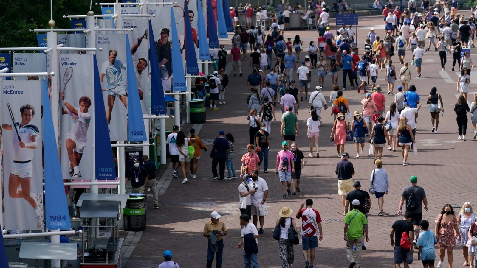 Fans return to stands at US Open in Queens - ABC7 New York