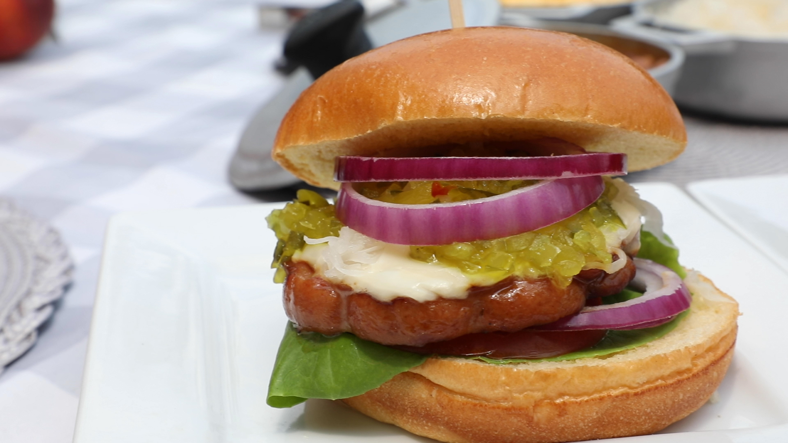 Is a Round Dog a hotdog? - ABC7 New York