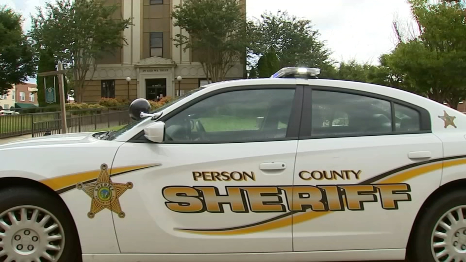 NC teacher, former college basketball player Tyrone Outlaw Jr. accused ...