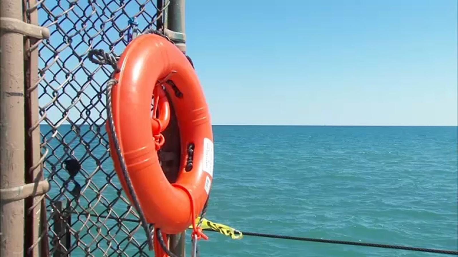 Chicago Park District pilot program to install life rings at beaches ...