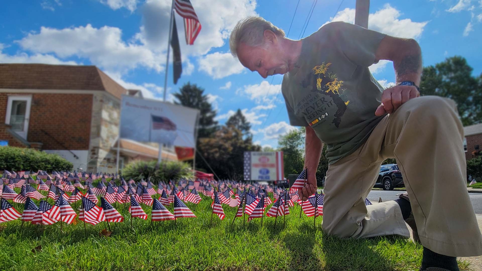 Veteran displays hundreds of flags in memory of 9/11 victims - 6abc ...
