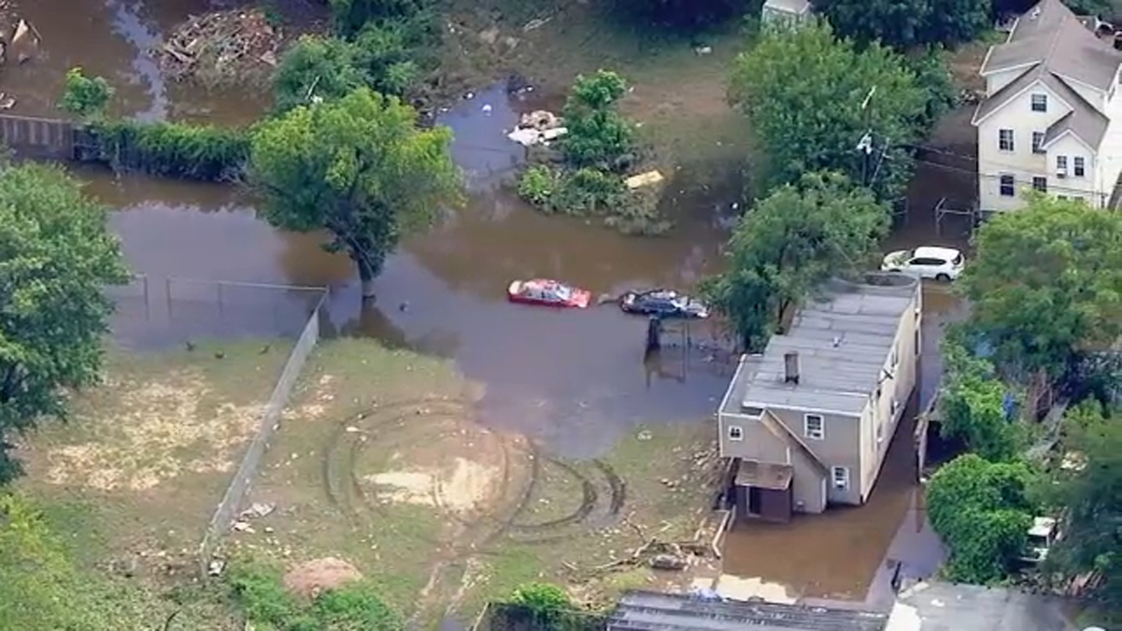 FEMA representatives meet with residents in Paterson, New Jersey after ...