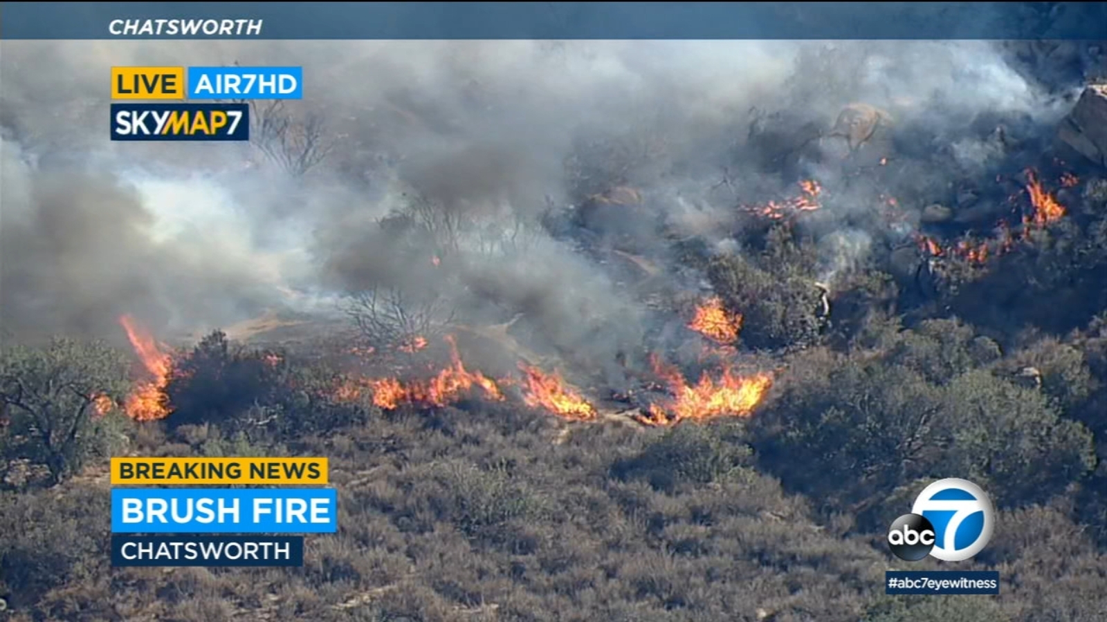 Jeffrey Fire: Blaze erupts in Chatsworth, covering surrounding area ...