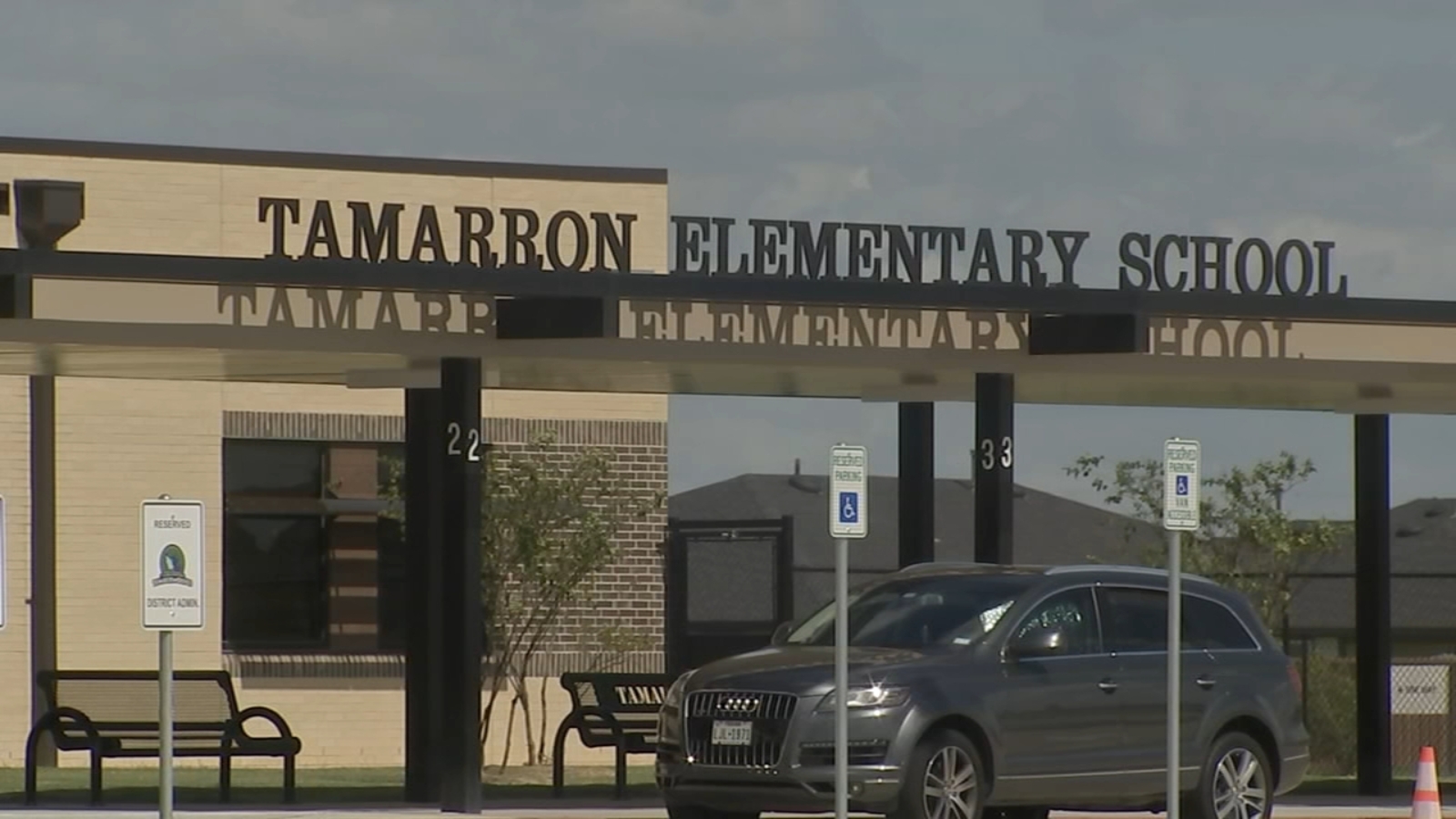 Tamarron Elementary School teacher Troi Moore accused of indecency with ...