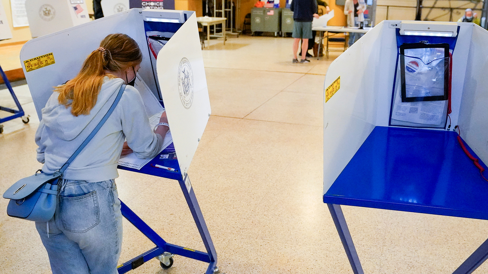 Polls open in New York City, New Jersey as early voting begins in mayor ...