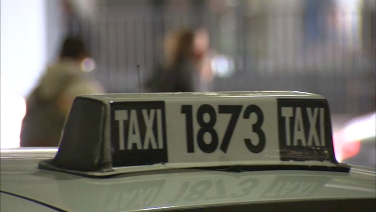 Could Chicago taxi cab services make a comeback? - ABC7 Chicago