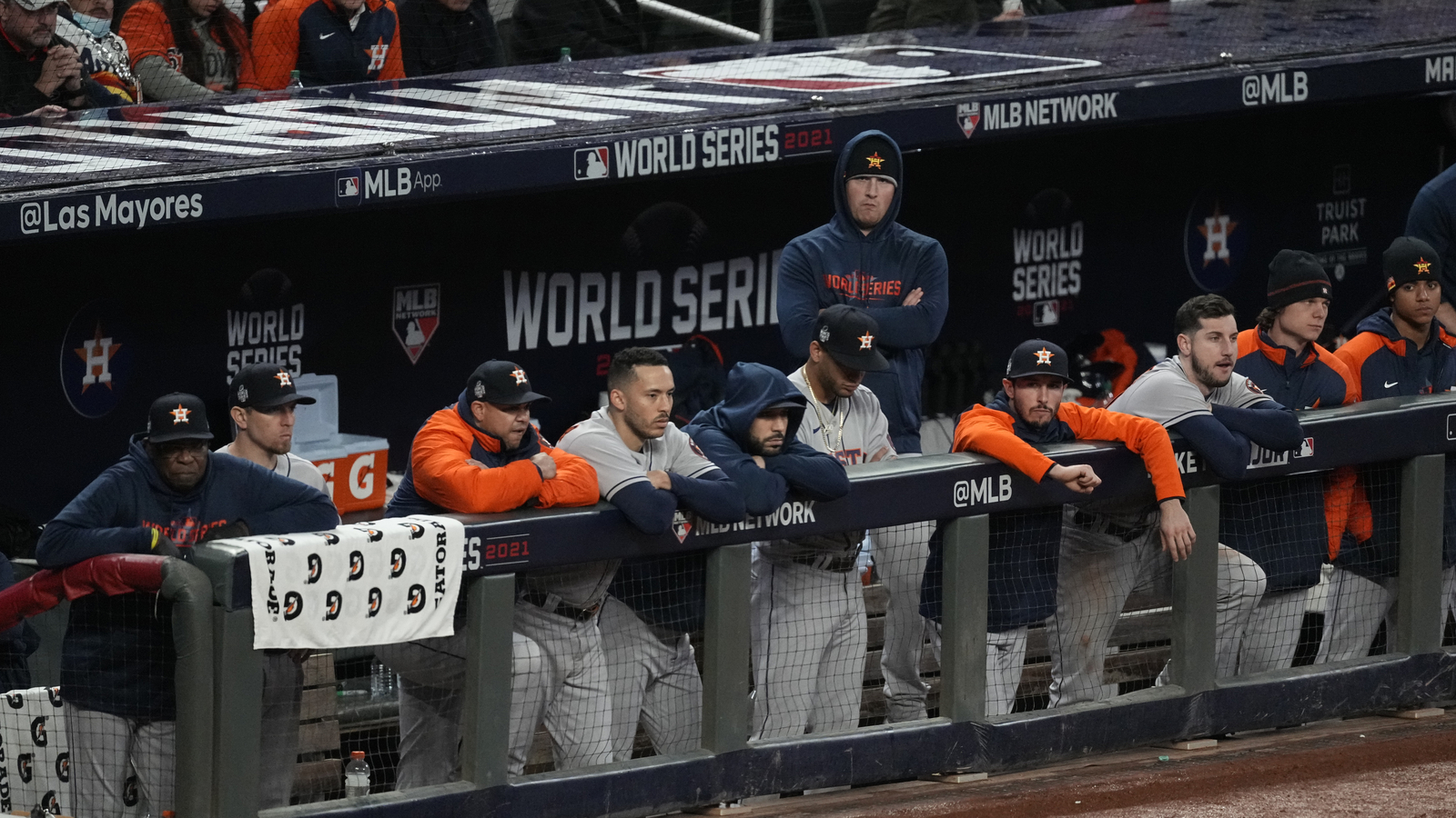 World Series: Braves creep ahead of Astros late in Game 4, Houston ...