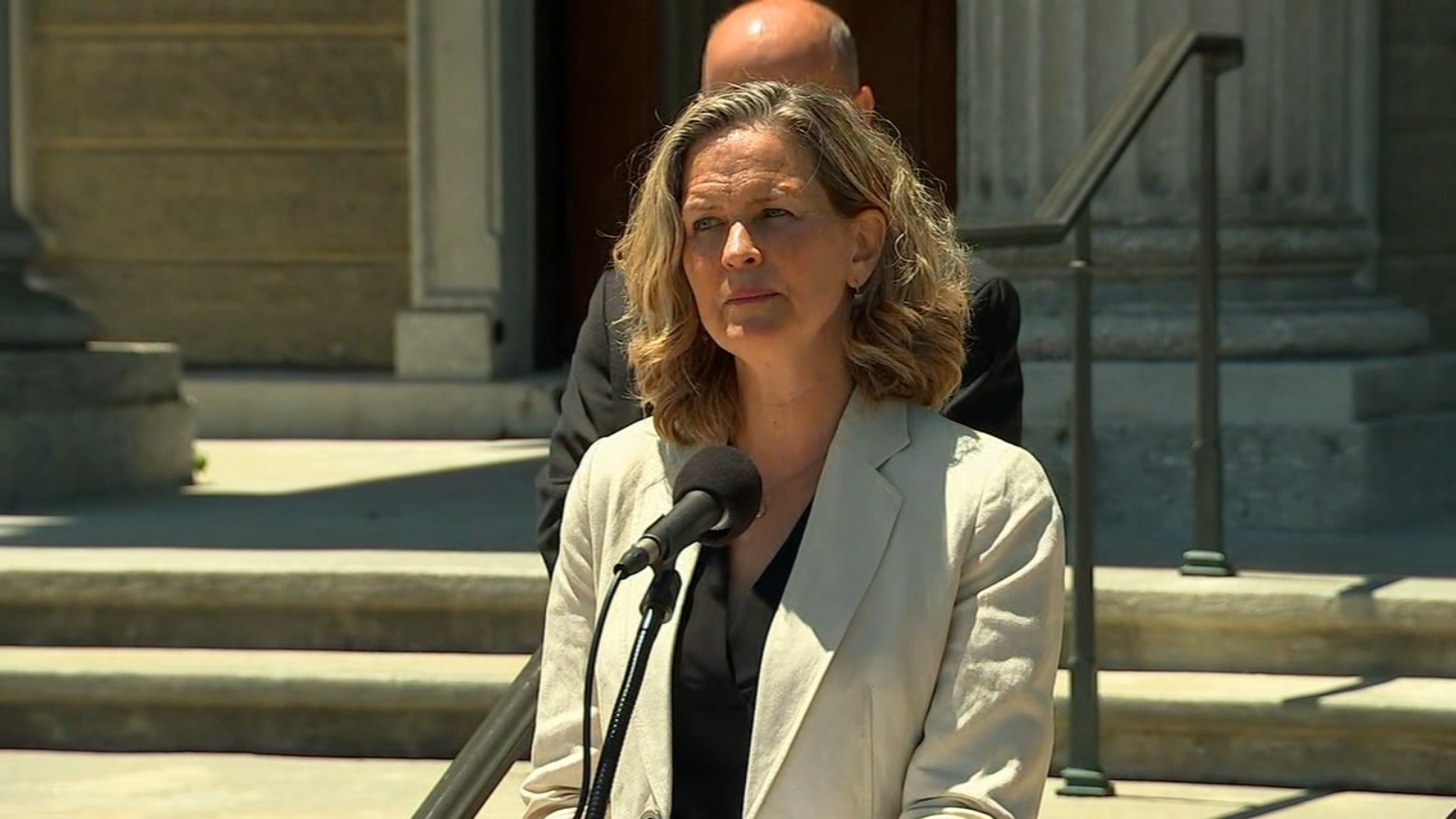 Incumbent Laura Curran concedes race for Nassau County Executive to ...