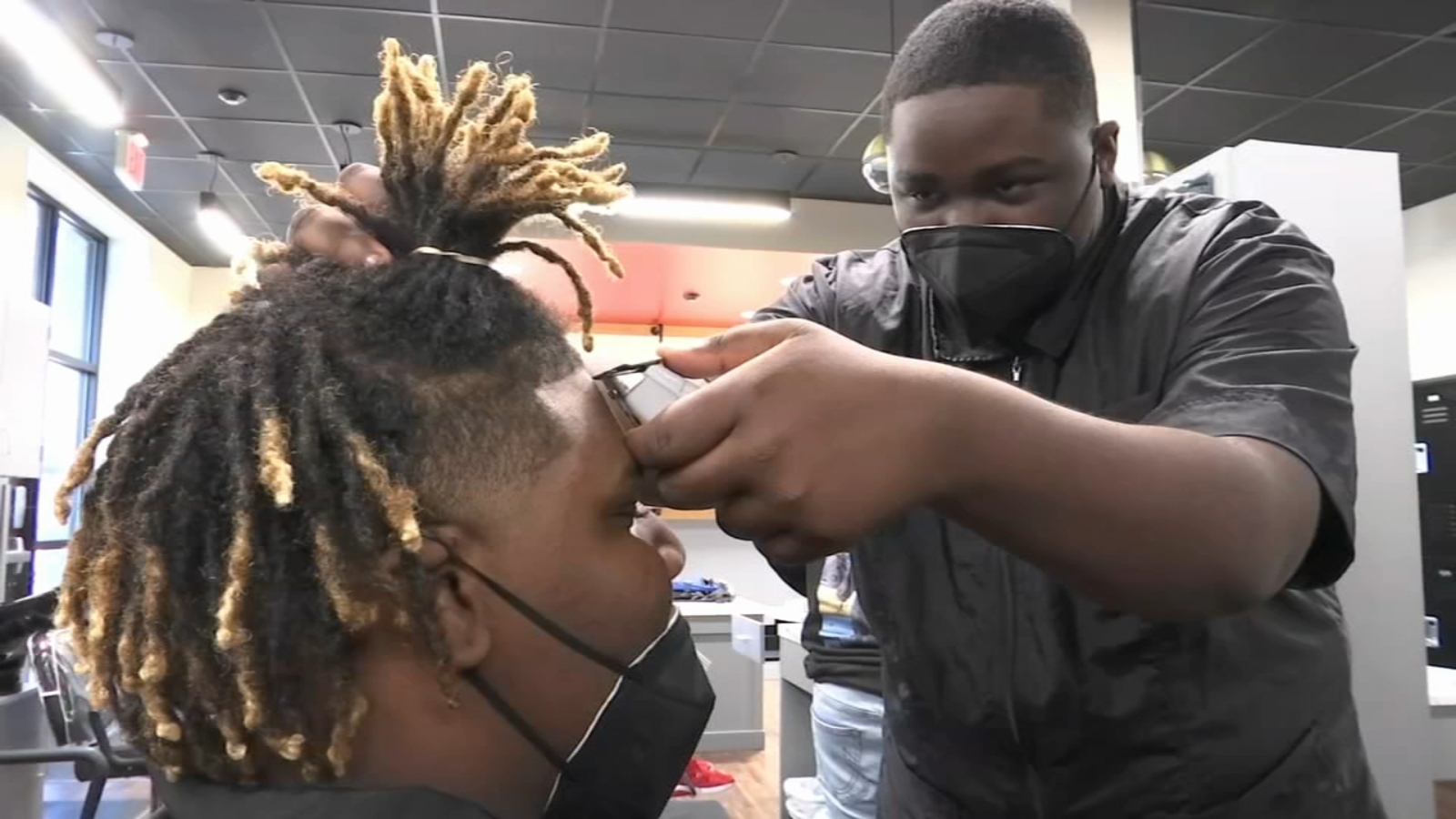 Westfield HS students learn the basics of barbering in new on-campus ...