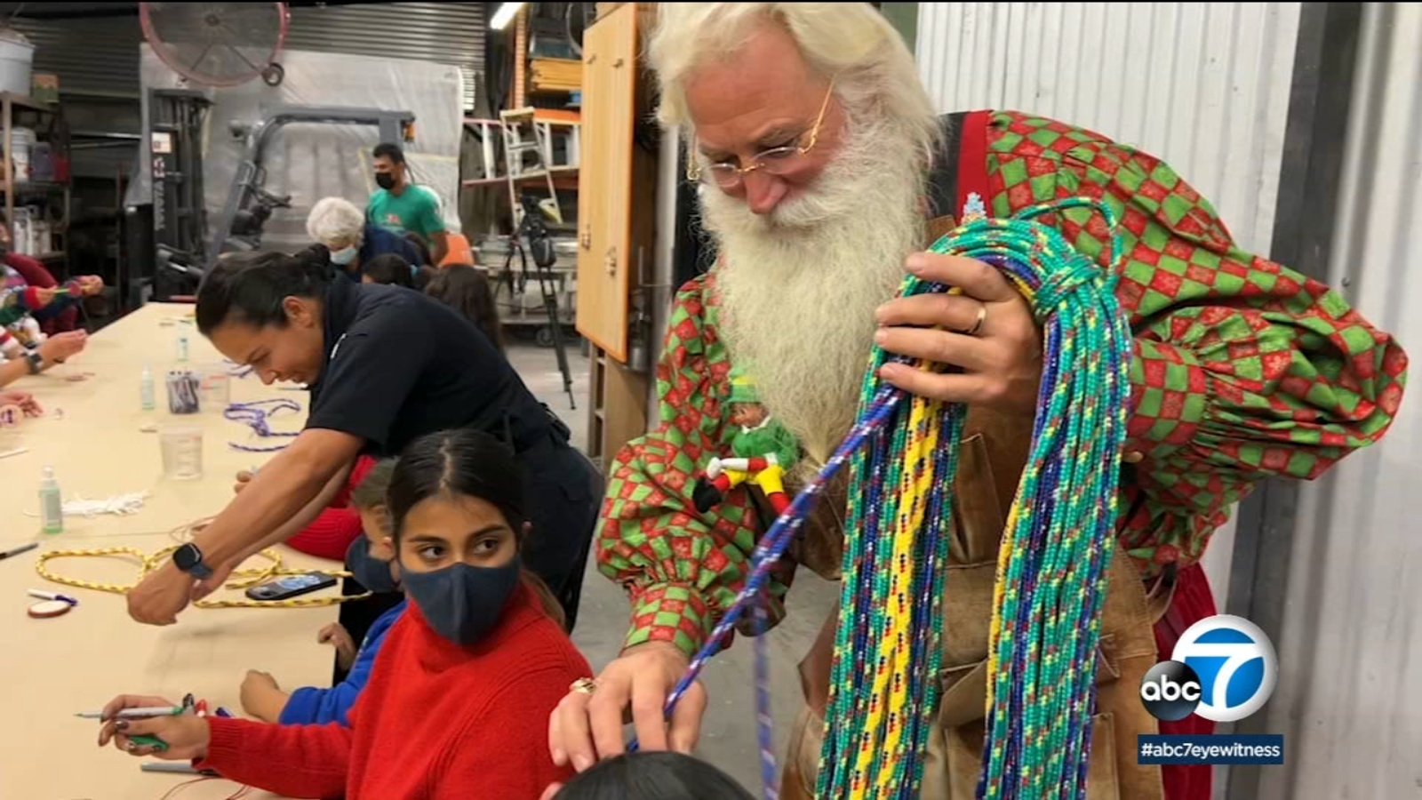 Red Sled Santa Foundation's in LA hosts own Santa's workshop to help ...