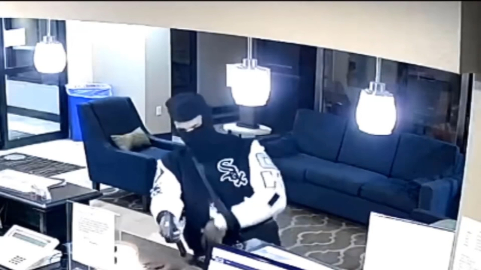 Armed And Masked Robber Wanted For Holding Up Northwest Houston Hotel