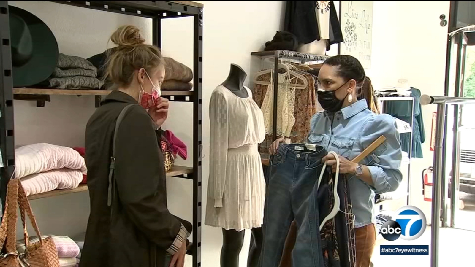 Days before Christmas, SoCal business owners and customers feel ...