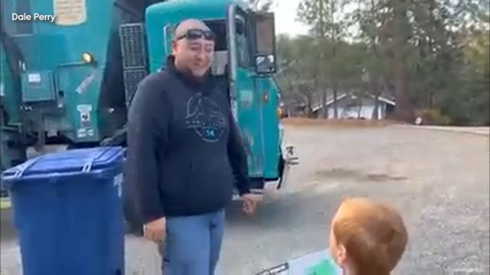 Garbage man in Oakhurst surprises 4-year-old boy with toy garbage truck ...