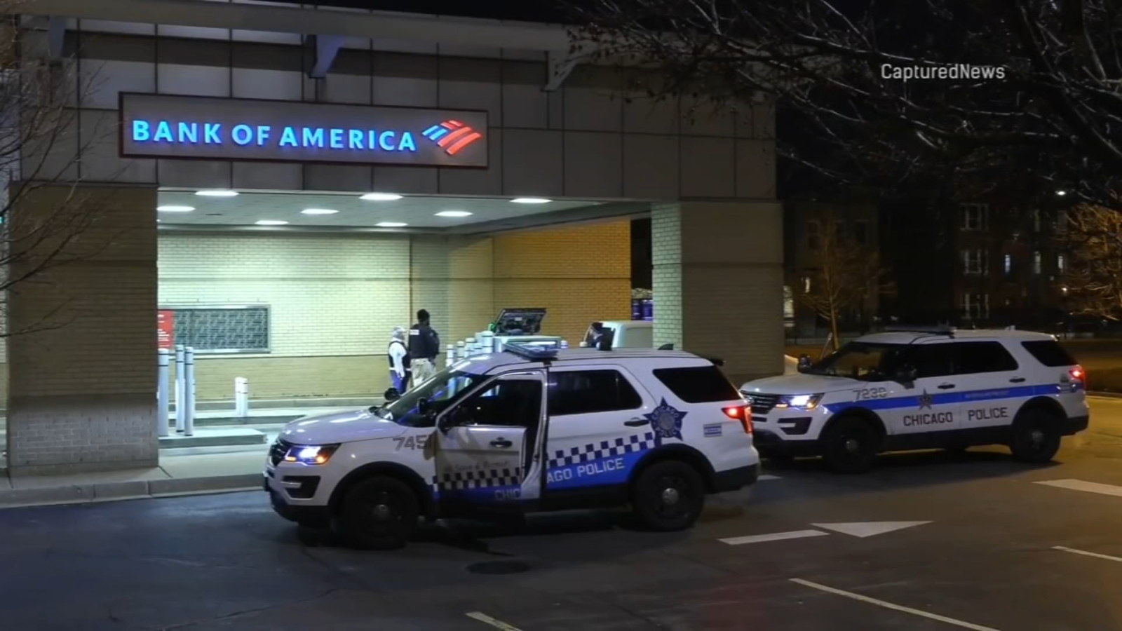 Chicago robbery: ATM security guard robbed at gunpoint on Belmont in ...