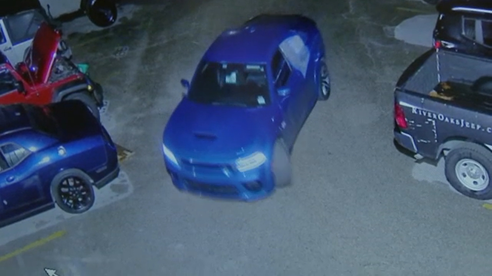 Caught on video: Thieves steal customer's Dodge Charger Hellcat from ...