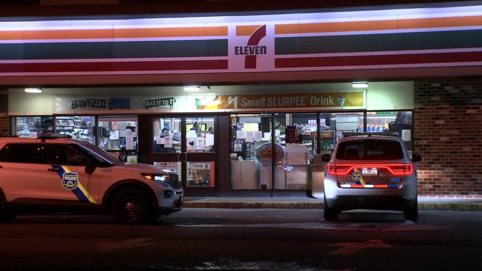 Philadelphia 7-Eleven armed robbers steal cash registers from Frankford ...
