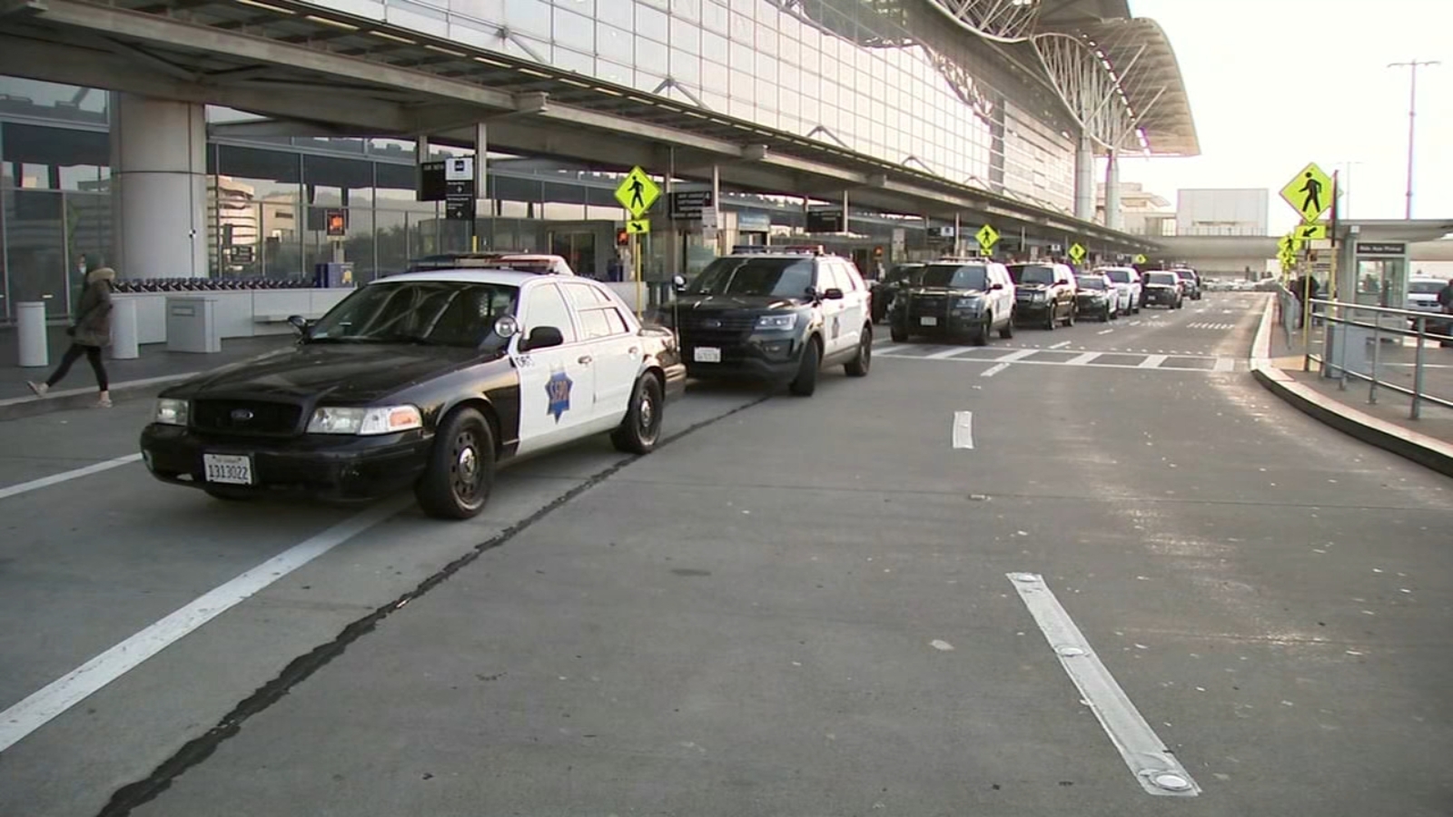 Suspect shot and killed by San Francisco police inside SFO terminal had ...
