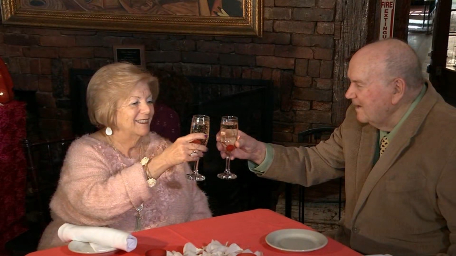 91-year-old, 75-year-old go on first date in Jericho, Long Island on ...