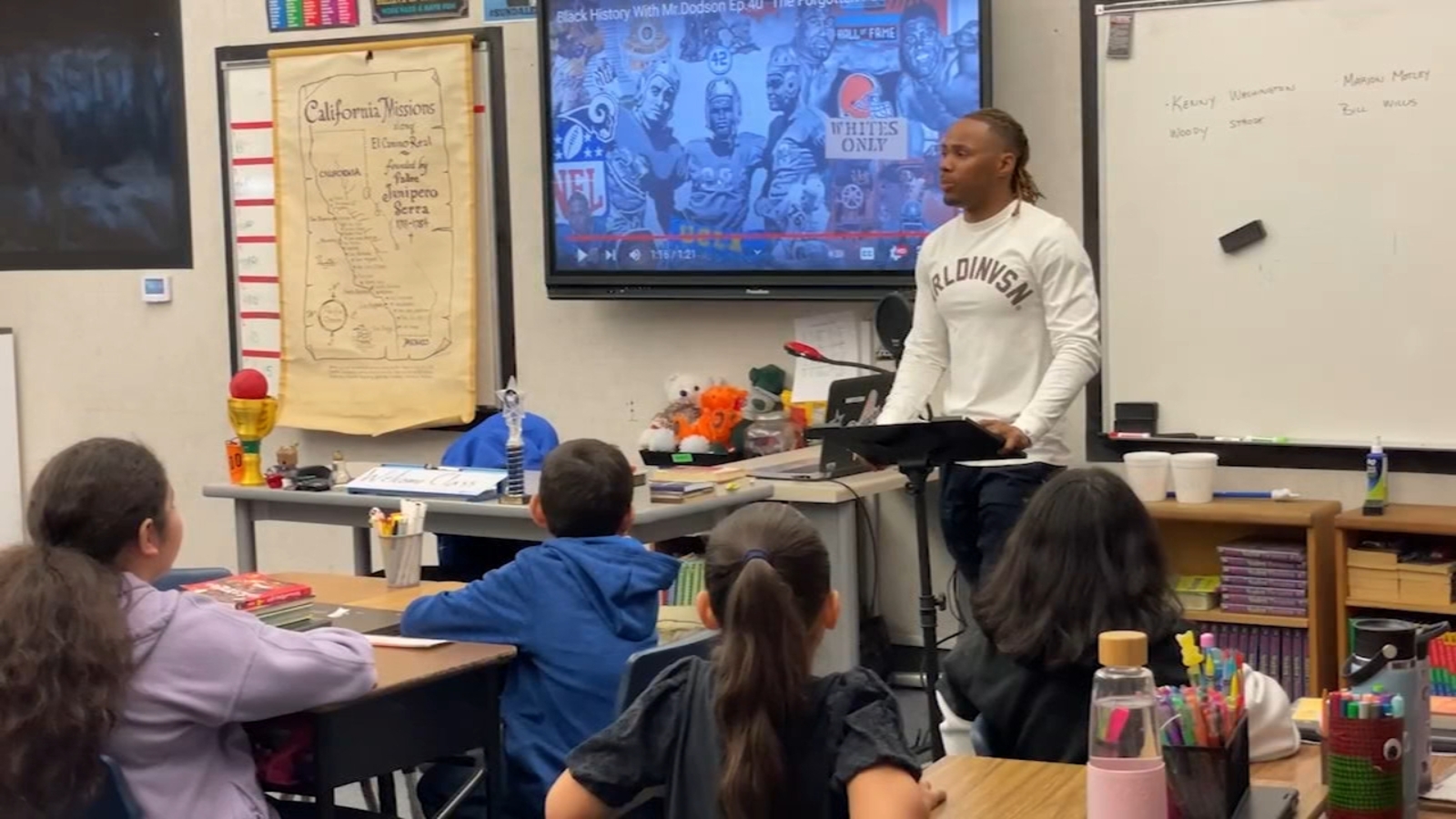 Sundale Elementary Teacher celebrates, educates on Black History Month ...